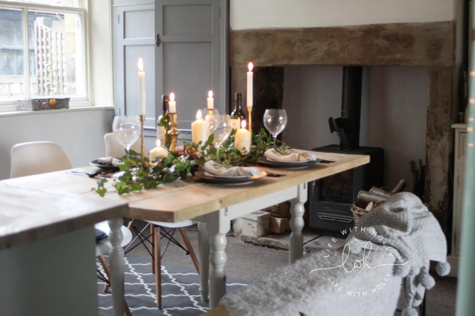 Easy Rustic Foliage Table Decoration Tutorial - Life with Holly