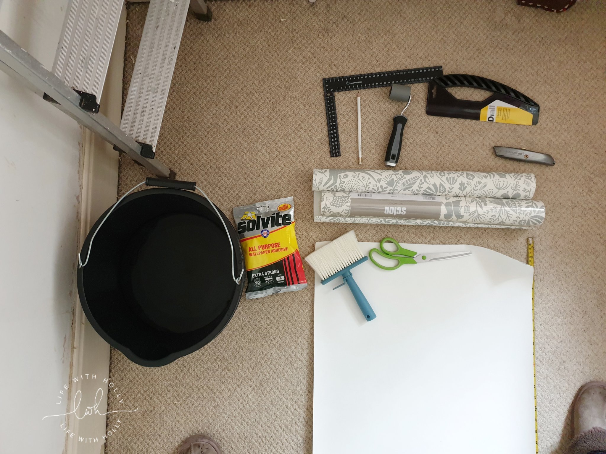 How to Use Paste the Wall Wallpaper - Holly's Room Mini Makeover